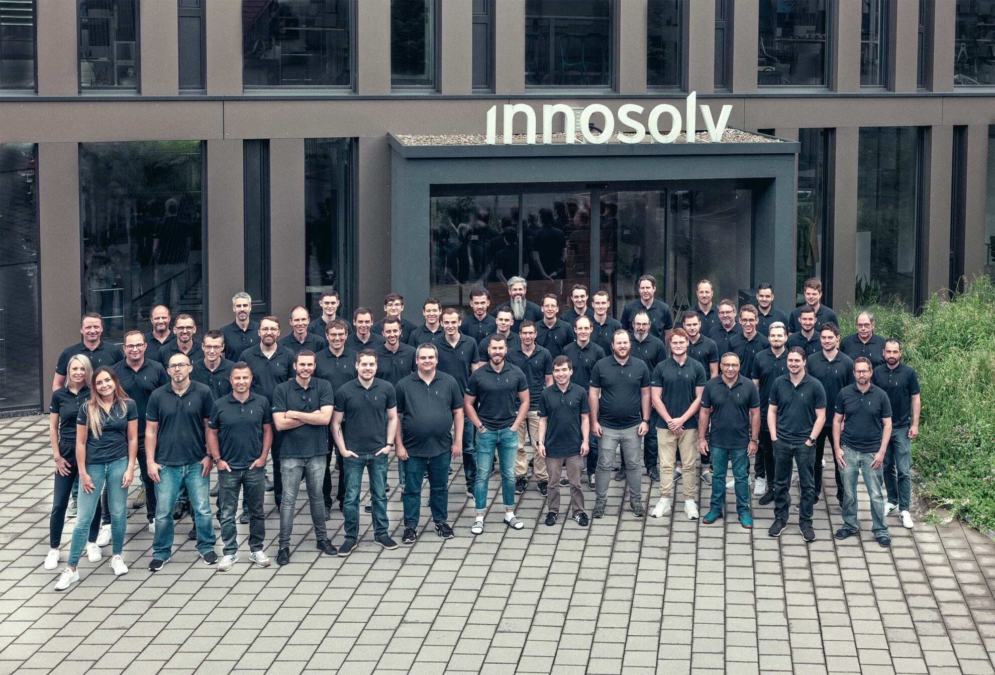 innosolv – im stetigen Wandel - Innosolv AG - 100% Swiss made Software vom Marktführer